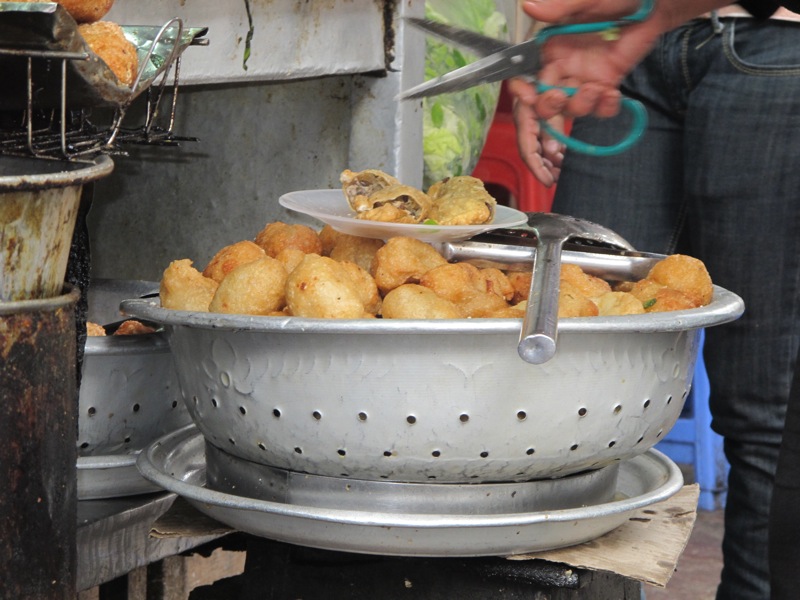 The Trail of Crumbs • A Gastro Travelogue: March 2011