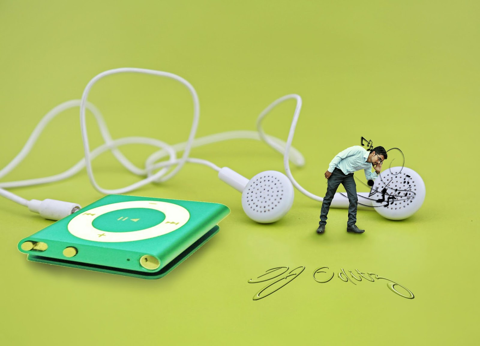 Mini Me Miniature Design in Photoshop DIKSHANTDJ