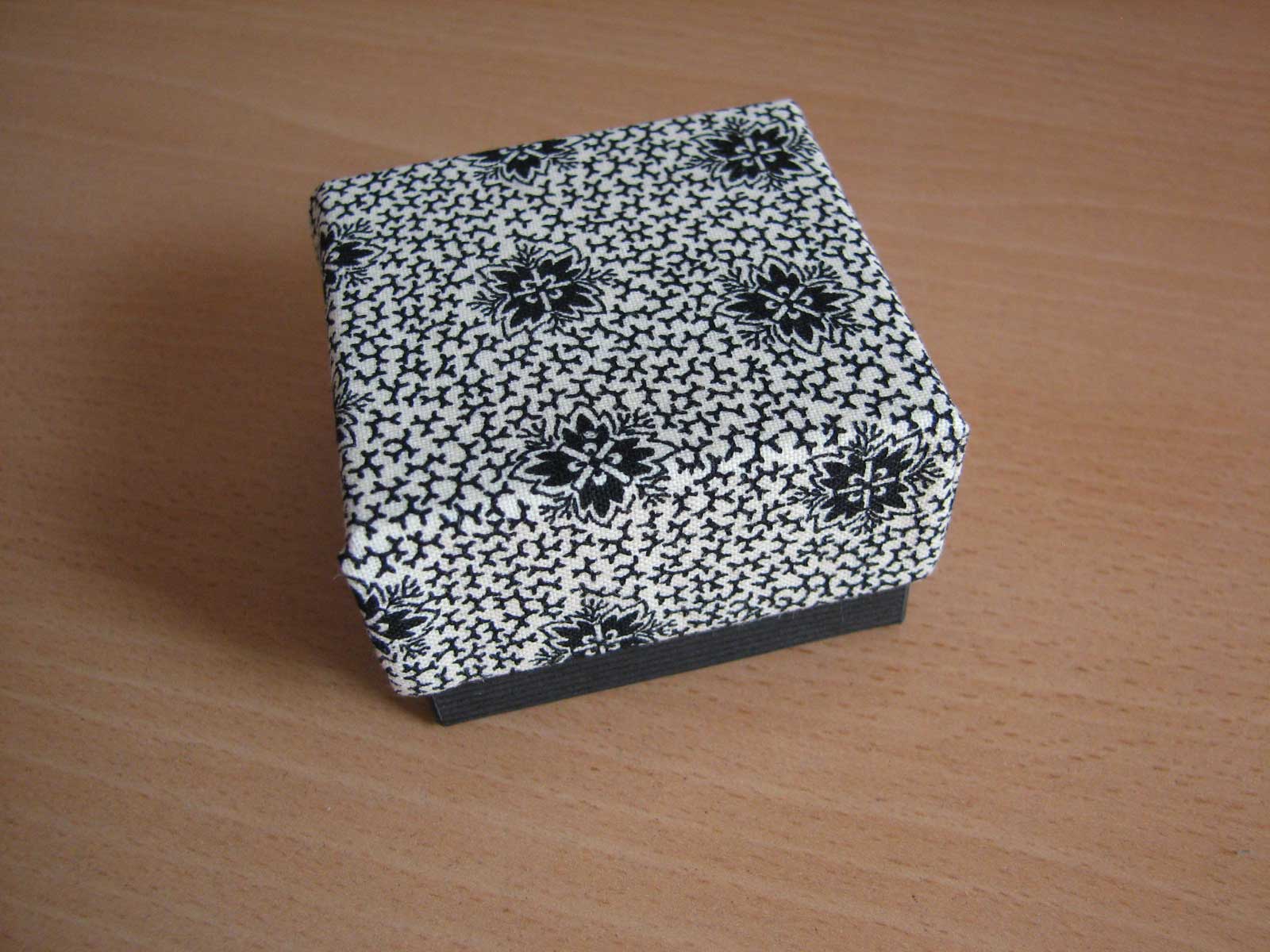 Tutorial Caja Forrada Tutorial Covered Box The Crafty Room