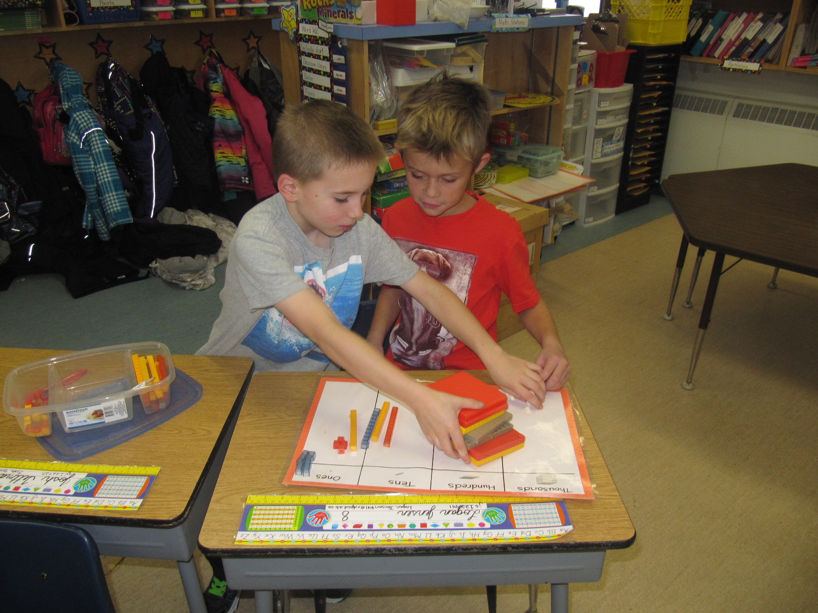 Mrs Squire S Classroom Modelling Numbers With Base Ten Blocks