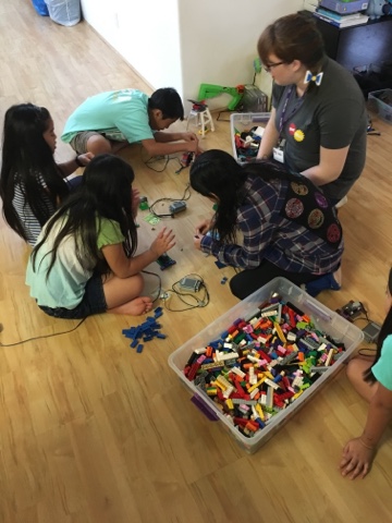 Hawaii Mom Blog: LEGO Engineering Workshop by Play-Well TEKnologies