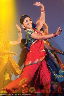 Lavani : A folk dance of Maharashtra : Lavani : A brief description