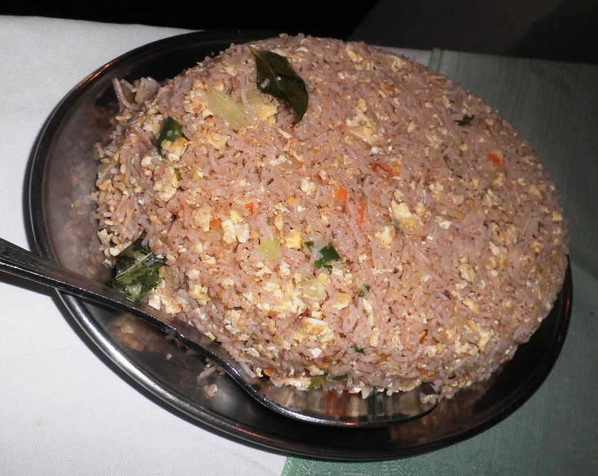 Gastronomical Escapade: Fried String Hoppers with Egg