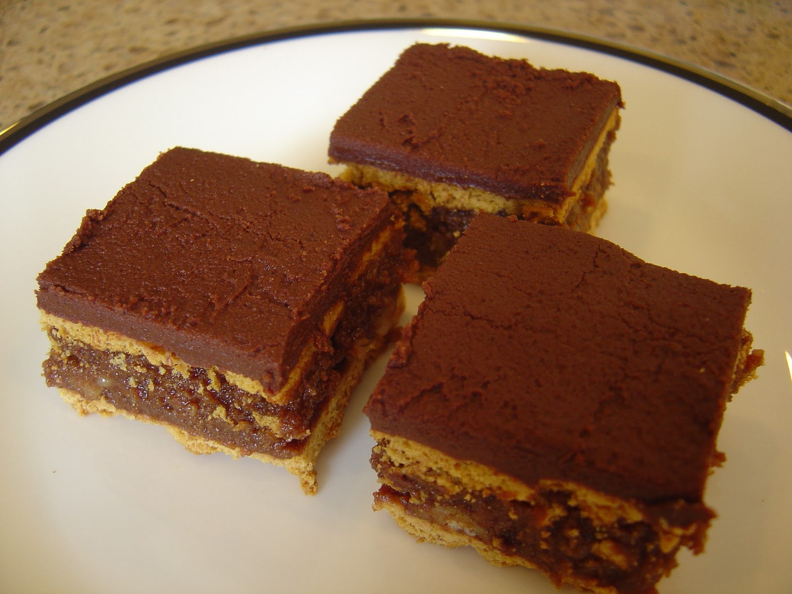Rise and Bake!: Chocolate Oh Henry Squares
