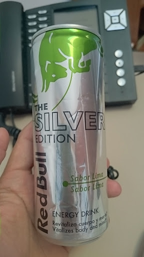 Análisis bebidas energéticas: Red Bull The Silver Edition