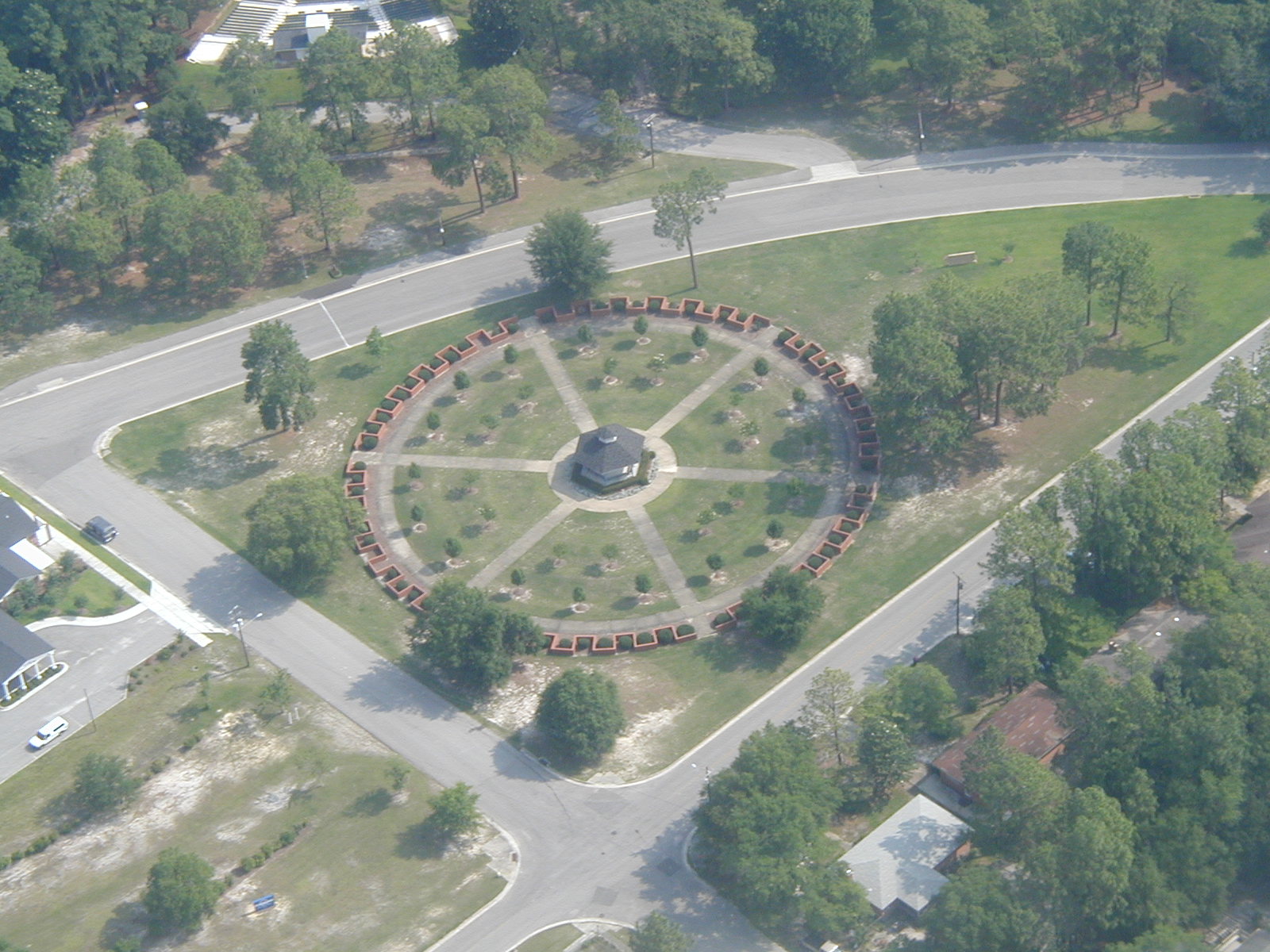 200 Clubs 200 Days: World's largest Rotary Wheel