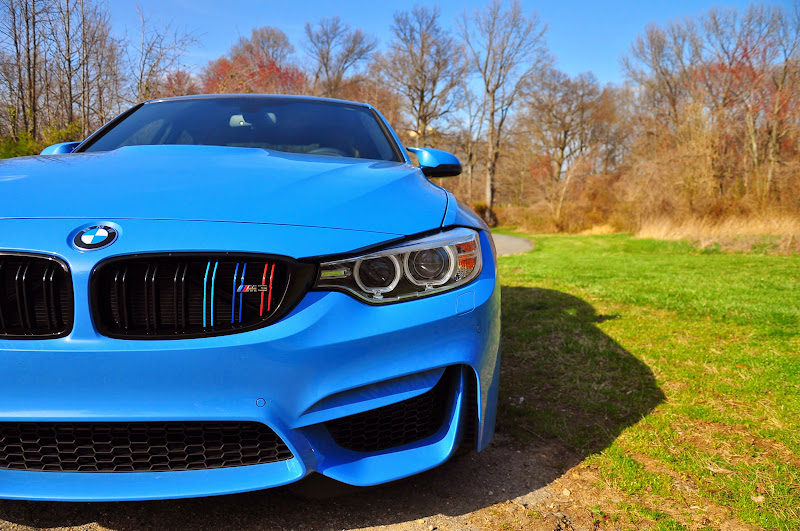 M Tri-color paint on front grill?