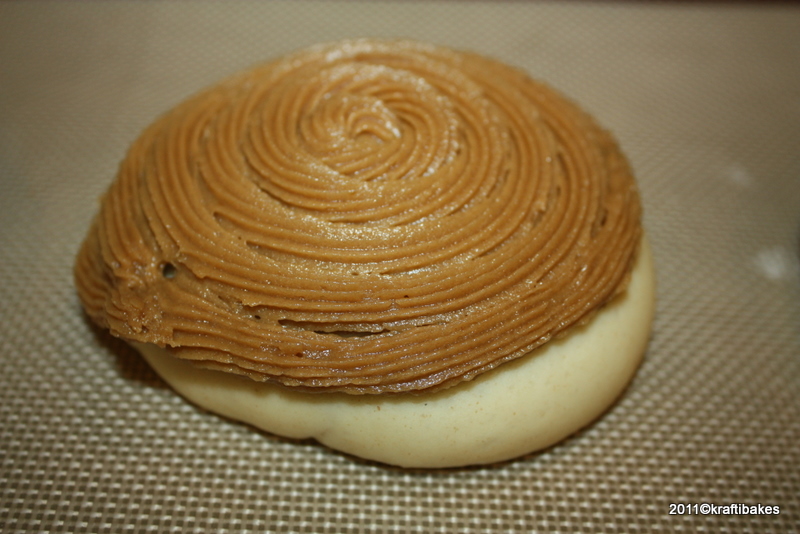Baking and Caking for Beginners: Coffee Buns (aka Roti Buns)