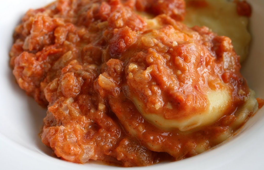 Run DMT’s Sage and Sundried Tomato Cream Sauce