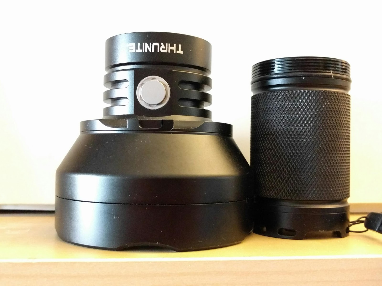 Best Flashlights Choices: Throw King, Thrunite TN40! 1150 Meters with ...