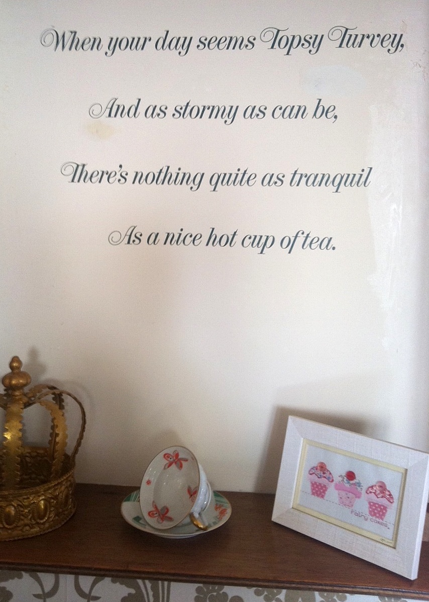 Bone white china: High time for tea