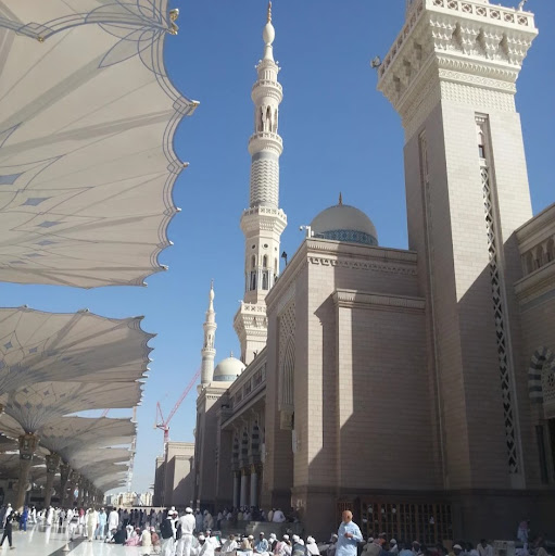 Al Hashim Academy - Masjid (Mosque) in Batley | Halal Trip