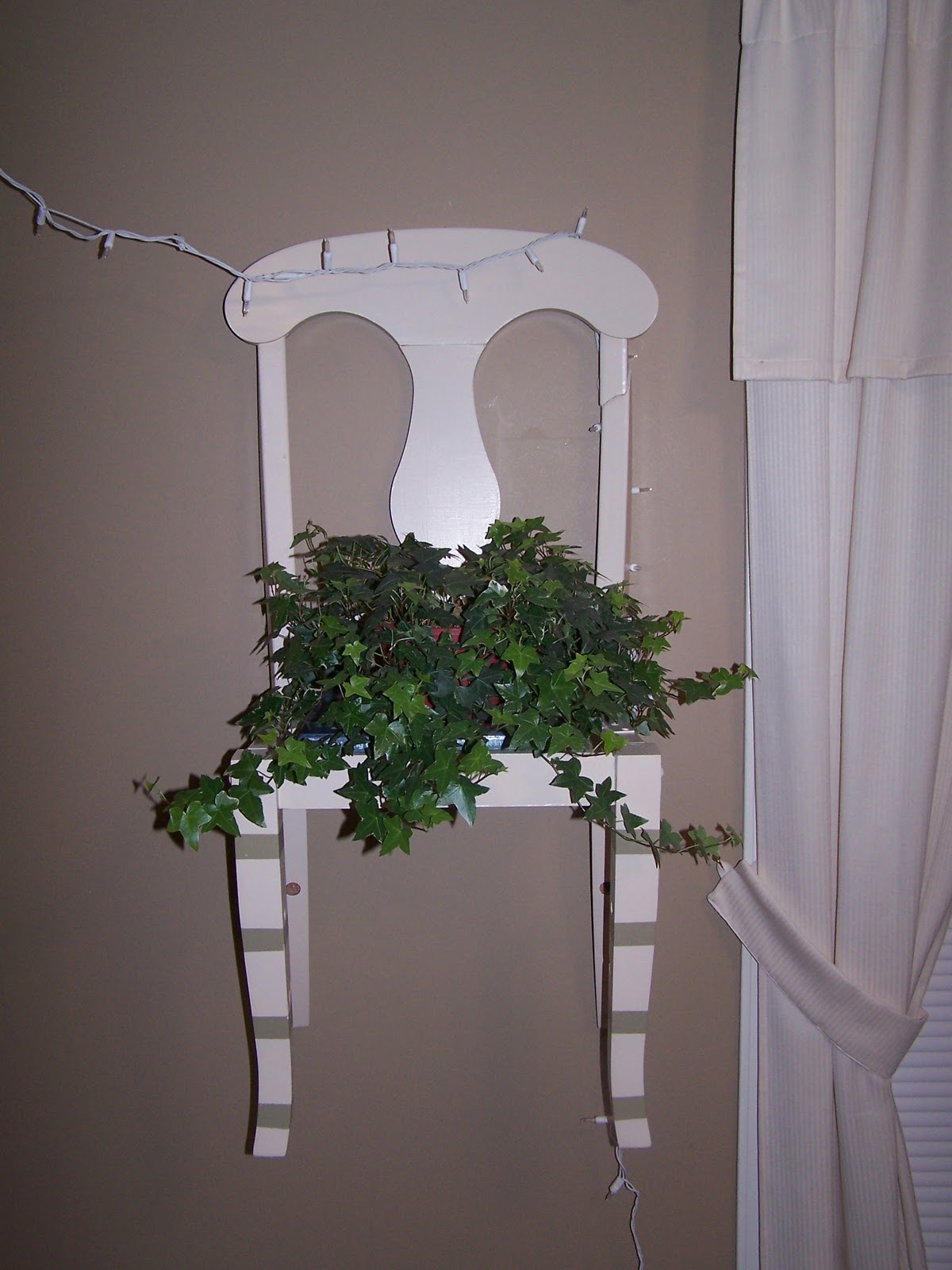 Chosen: Before & After: wall chair! (the DIY)