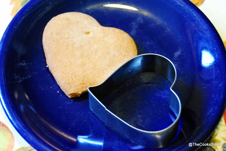 Piparkakut (Finnish Gingerbread) Cookies | The Cook's Sister