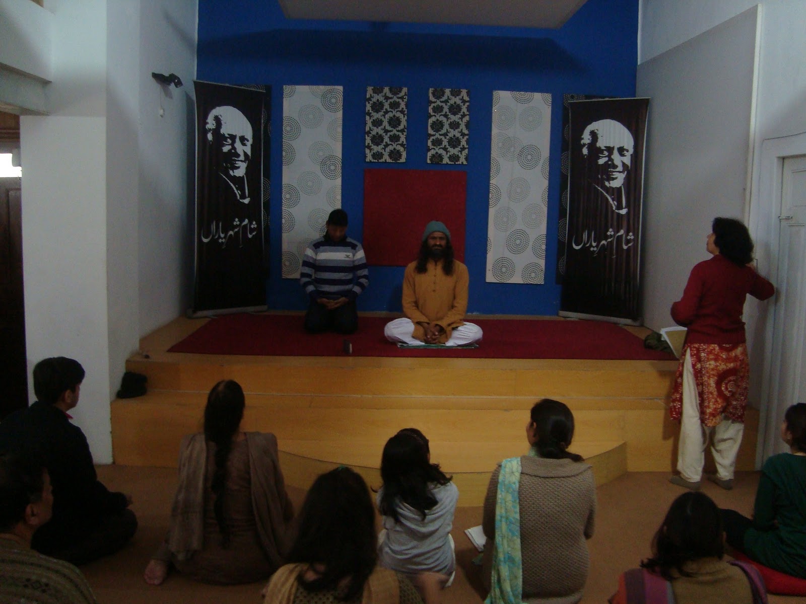 Yoga Pakistan: Yogi Wajahat visits Faiz Ghar Yoga