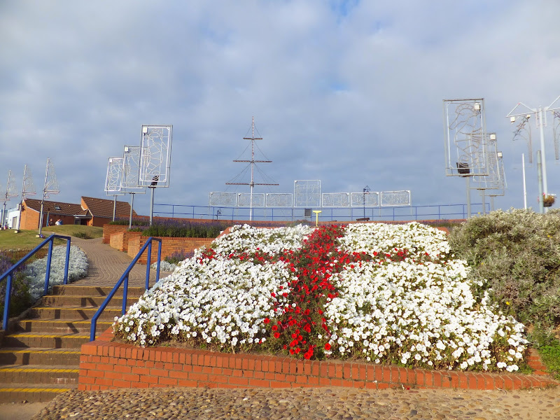 Lincolnshire Coast Path - Skegness to Mablethorpe ~ Griffmonsters Great ...