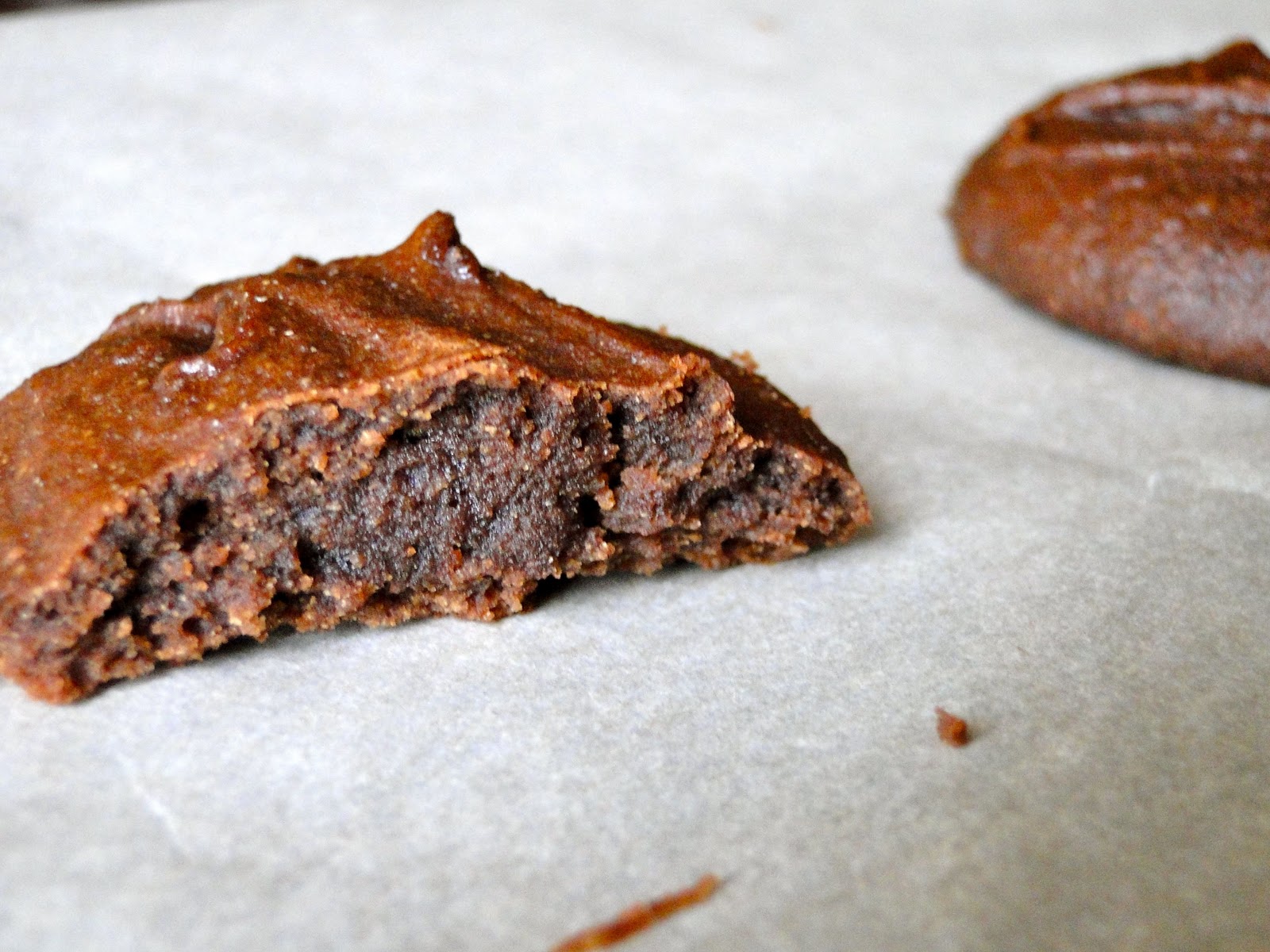Sketch-Free Eating: Fudgy Socca Carob Cookies (Vegan, GF)