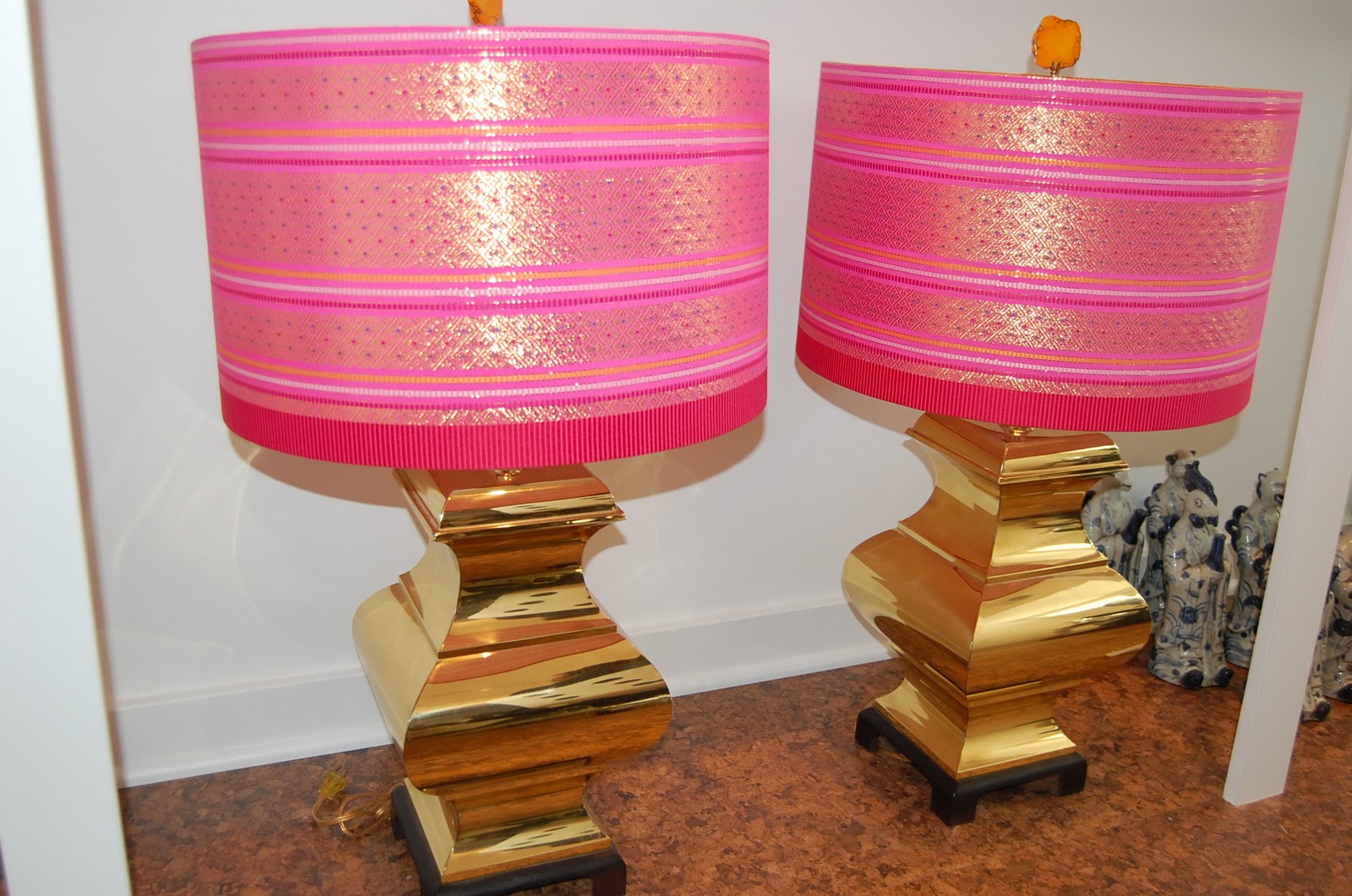 One Fabulous Mom: Hillary Thomas Designs- My Visit To The Chic Shop!