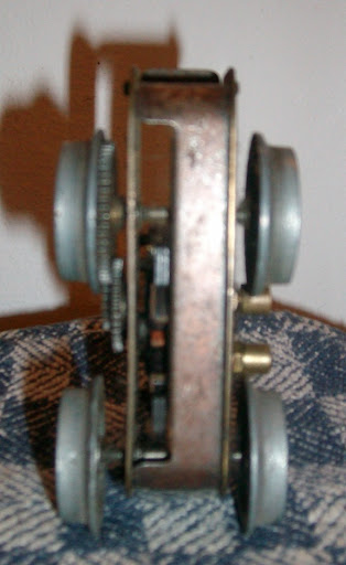 Sonstiges große Spuren » Fahrwerk mit Motor......