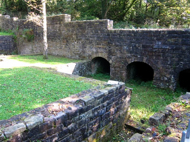 Longdendale Trail – That's How The Light Gets In