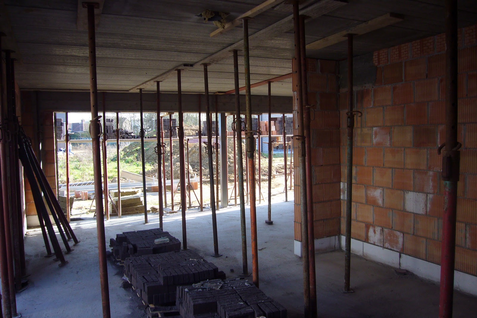 Building madness: Welfsels