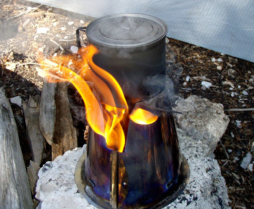 Mountain UltraLight: Trail Cooking with Minimal Fuel