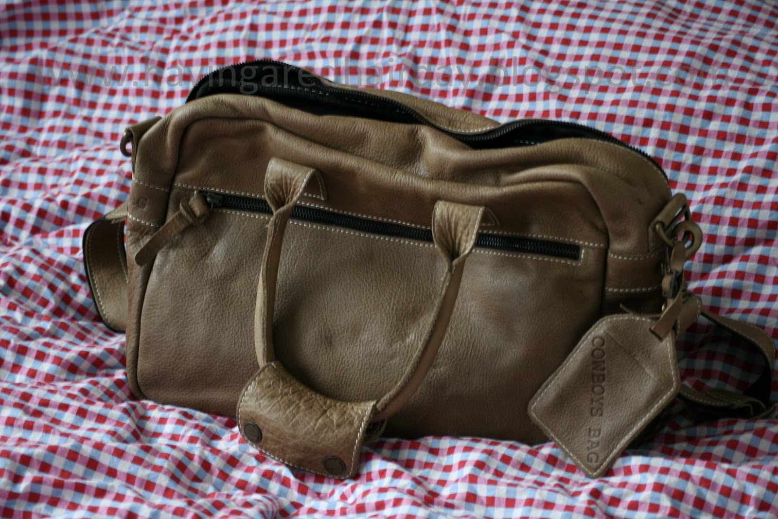 Having a red hair day: Cowboys Bag