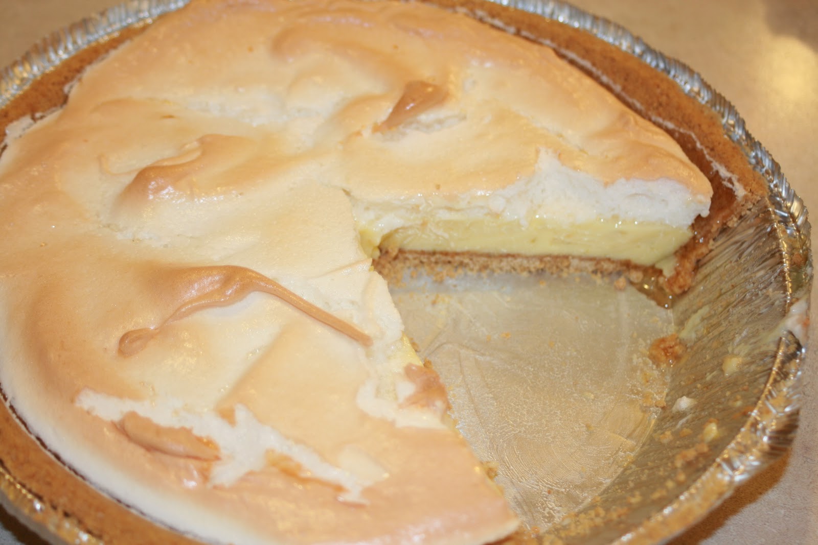 Food and Garden Dailies: Key Lime Pie with Meringue Topping