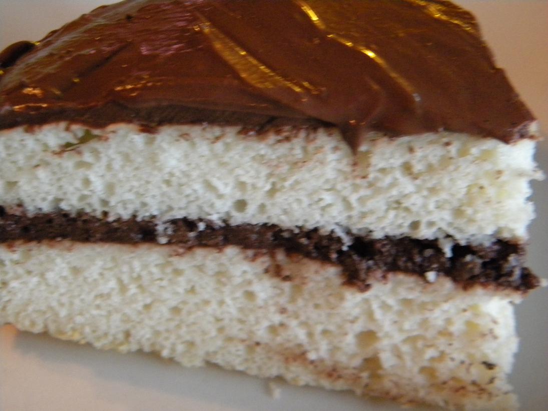 Hot Mess Cooking: White Cake with Chocolate Buttercream Frosting!