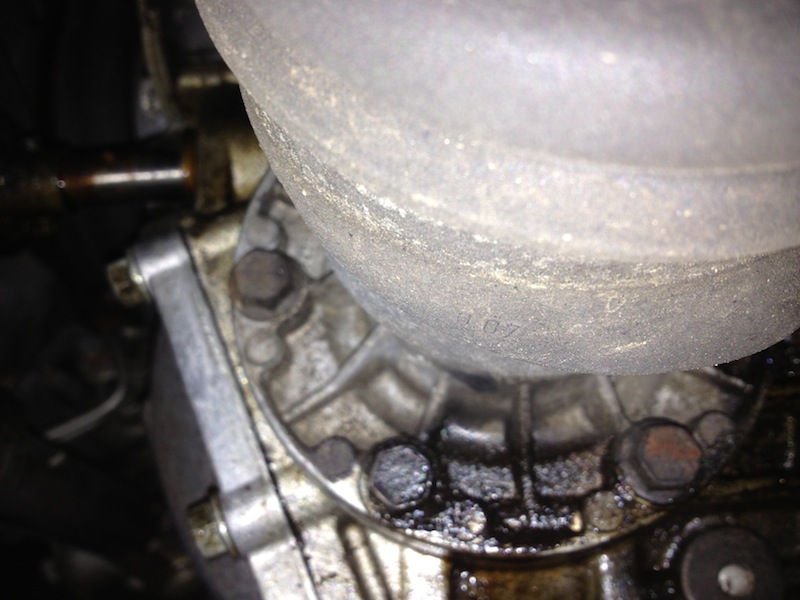 Saab 900 Oil Leak | SaabCentral Forums