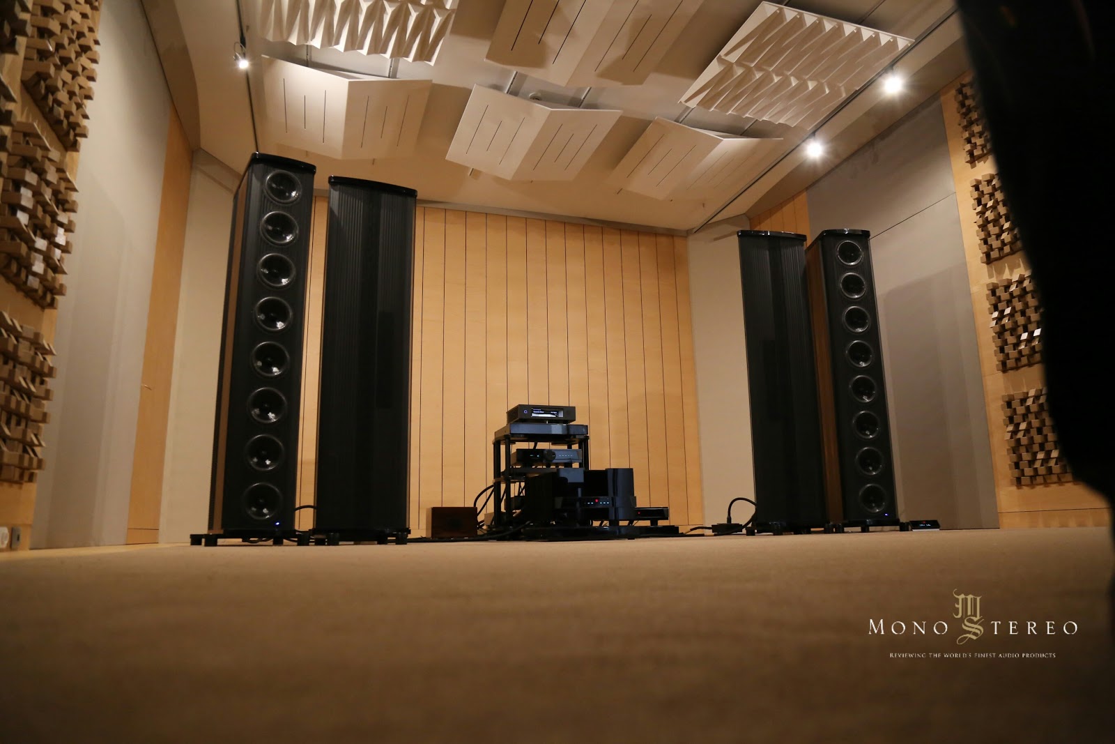 Ultimate Audio – M & S | Ultimate High-Fidelity