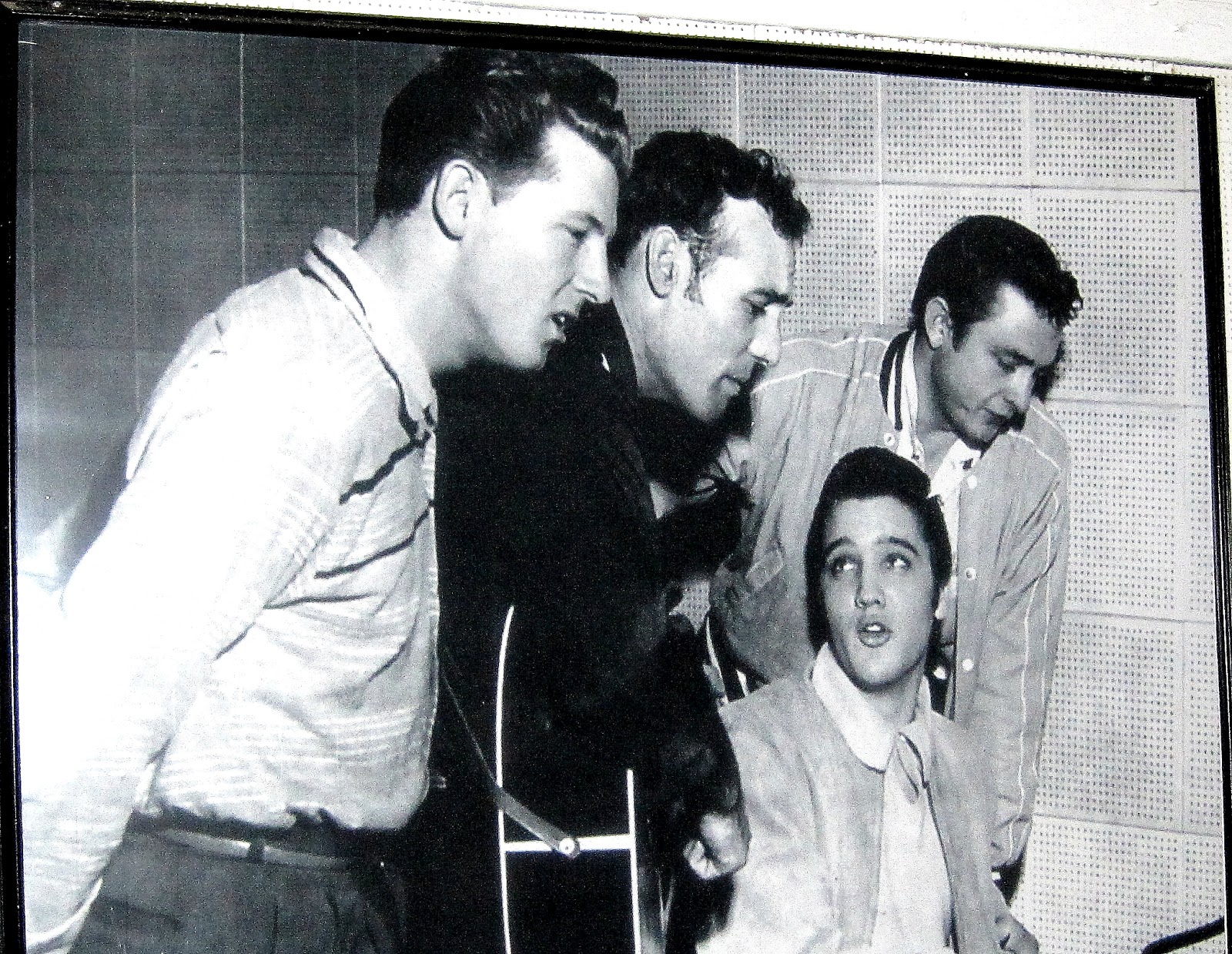 Field Trip With Daddy: Sun Studios - The Hill Hangout