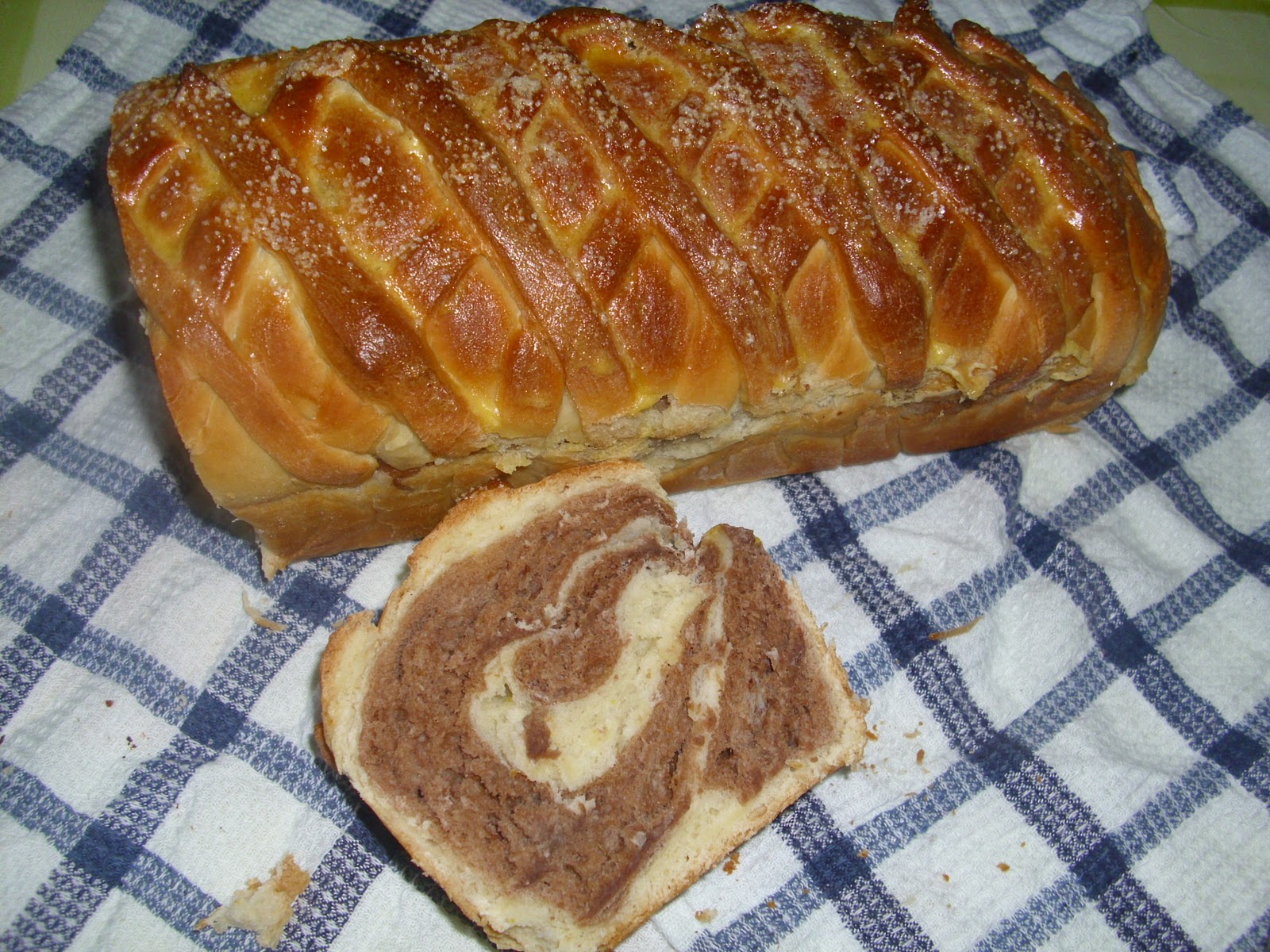 papa bun: Cozonac cu cacao