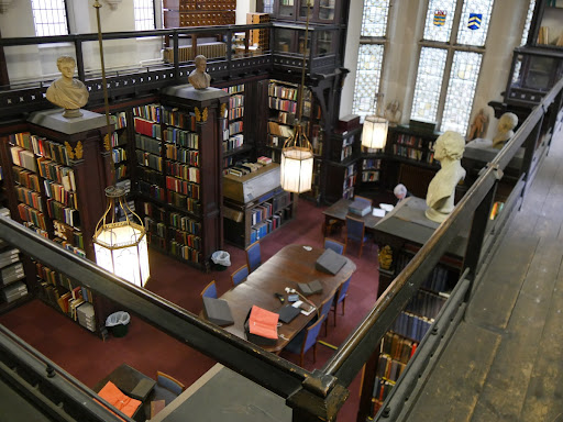 Image of reading room at Dr Williams's Library - gc — Google Arts & Culture