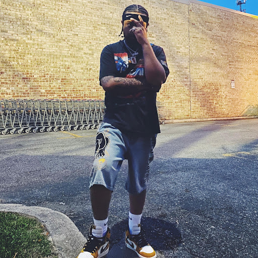 Poser - YouTube Music