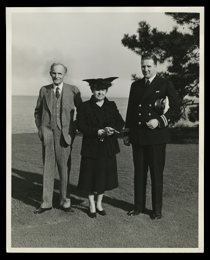 Henry Ford, Clara Ford and Henry Ford II at Gaukler Point, Michigan ...