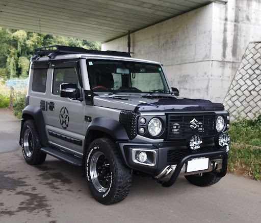 ジムニーシエラの激安BlueFinマフラー・JB64純正センターパイプ・DIYカスタム・イカついシエラとファンキー親父・いつもイイネ&コメントありがとうございます🙇‍♂️に関するカスタム事例 ...