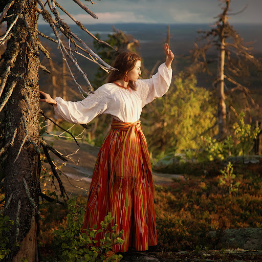 luCHINA - YouTube Music