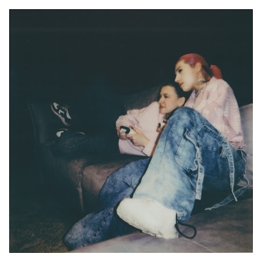 BFF (feat. @atutowy)
