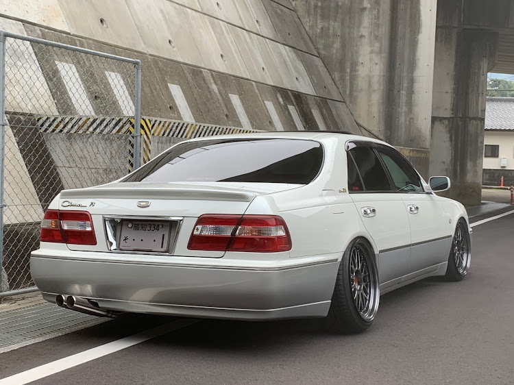 シーマのNISSAN・CIMA・V8・Y33・バラムンディに関するカスタム事例｜車のカスタム情報はCARTUNE