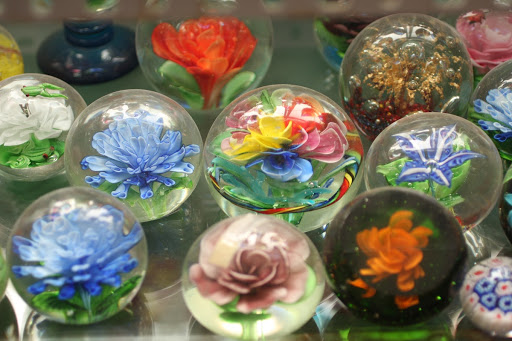How to make a Boshan Colored Glaze Flower Ball? — Google Arts & Culture