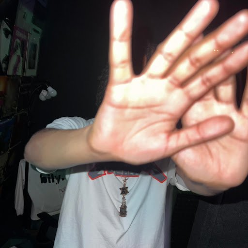 In da mix (feat. Spaceseaq) - YouTube Music