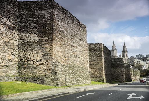 Roman Walls of Lugo - Roman Walls of Lugo — Google Arts & Culture