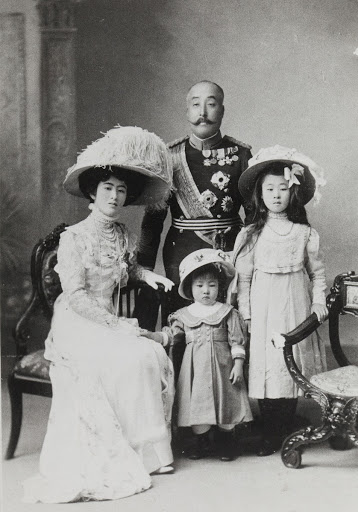 Yi Un — Google Arts & Culture