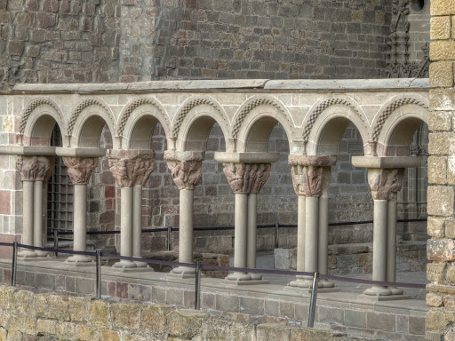 The Romanesque Along the Way — Google Arts & Culture