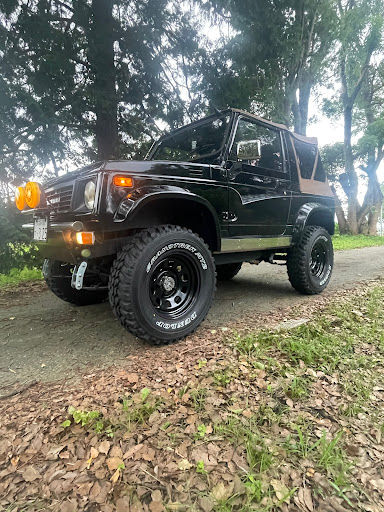 ジムニーのJA11V改・JA11C・ホイール交換に関するカスタム事例｜車のカスタム情報はCARTUNE