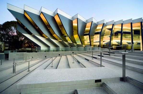 Unusual Medical Complex (Australia) | Art & Architecture