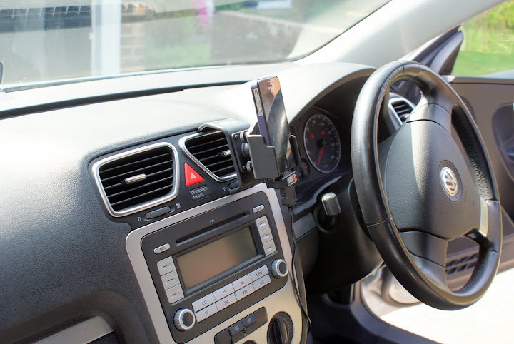 Brodit ProClip Mount & iPhone Bracket Installation | Volkswagen Eos Forum