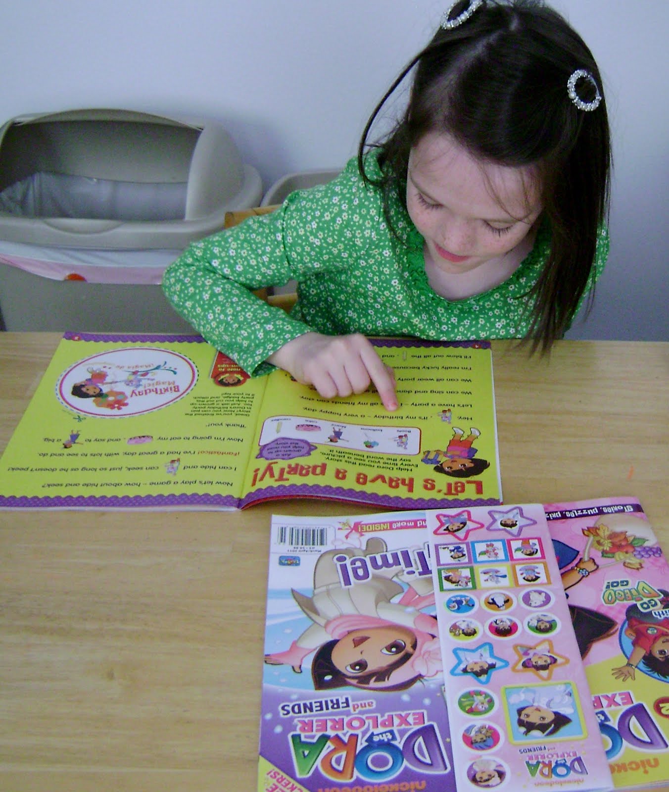 Go Exploring with Dora and Friends NEW Magazine Review Mommy's Memorandum