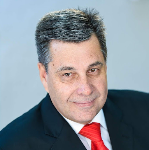 Richard Botha | ArchDaily